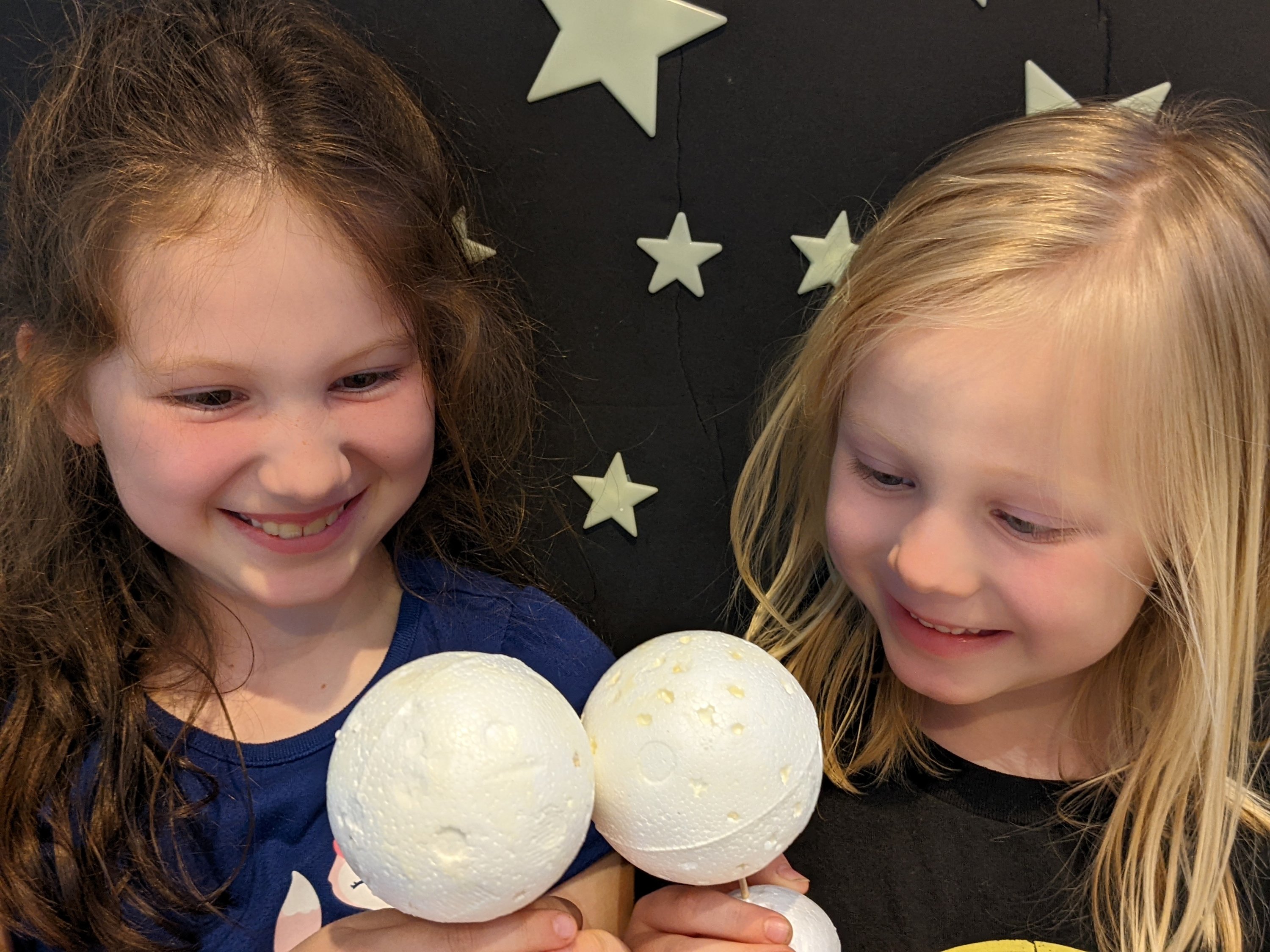 How to make your own Moon – Momgineering the Future